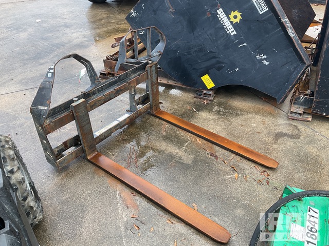 2018 Bobcat 6540183 48 in Skid Steer Forks in BATON ROUGE, Louisiana ...