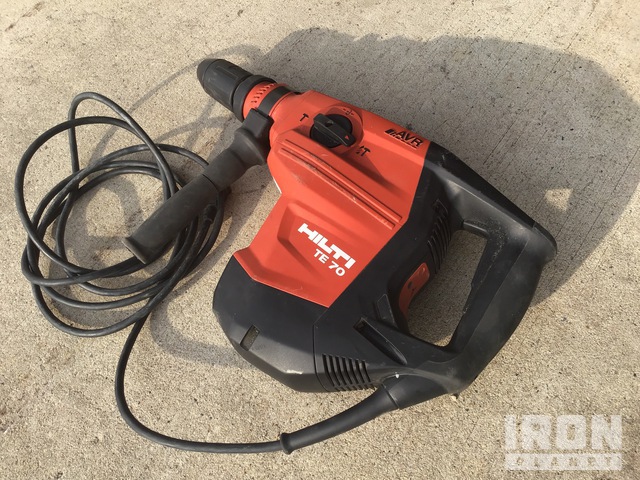 2015 Hilti TE70-AVR Electric Rotary Hammer in Camp Hill, Pennsylvania ...