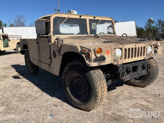 Surplus 2011 AM General M1097A2 HMMWV 2 Door Soft Top w/Truck Body in ...