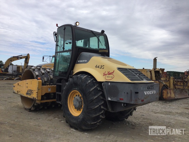 2011 Volvo SD160DX Padfoot Drum Compactor in Kansas City, Missouri ...