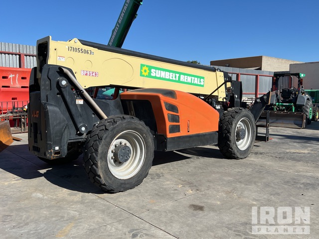2017 JLG 1055 Telehandler in Glendale, California, United States ...