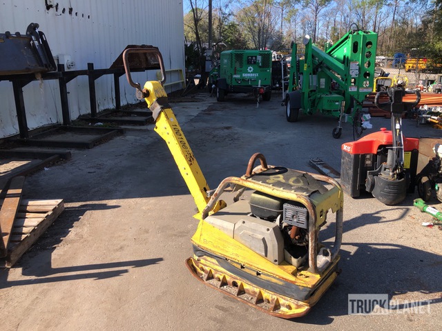 2018 Wacker Neuson BPU4045A Reversible Vibratory Plate Compactor in ...