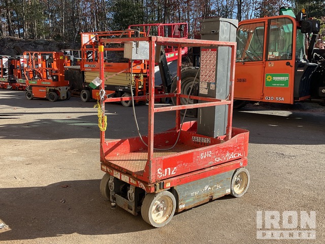 2014 Skyjack SJ12 Electric Vertical Mast Lift in Attleboro Falls ...