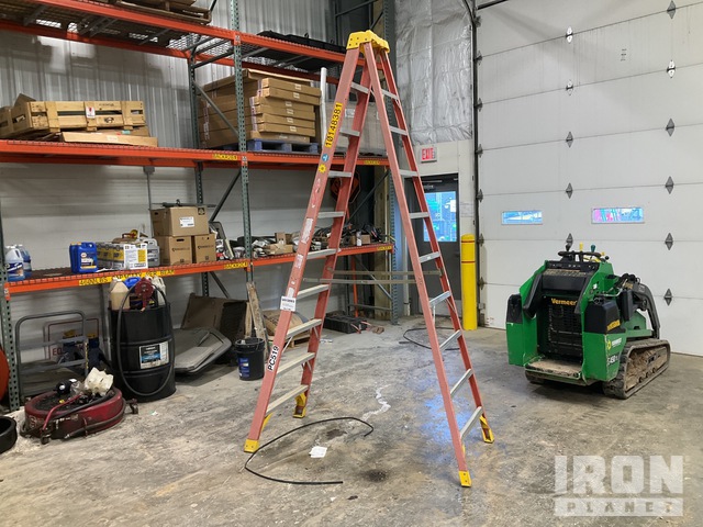 2019 Louisville FS1510 10 ft Step Ladder in Pittsburgh, Pennsylvania ...