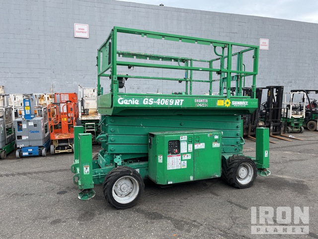 2014 Genie GS-4069RT Diesel 4x4 Scissor Lift in Maspeth, New York ...