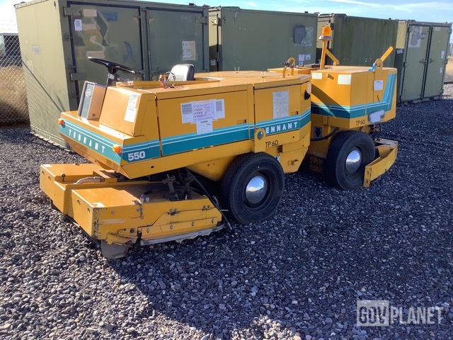 Surplus Tennant 550 Scrubber in Hermiston, Oregon, United States ...
