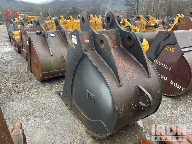 JRB 36 in Excavator Bucket in Ringgold, Georgia, United States ...