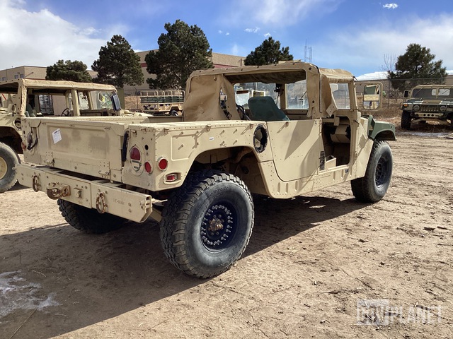 Surplus 2005 AM General M1097 HMMWV 2 Door Soft Top w/Truck Body in ...