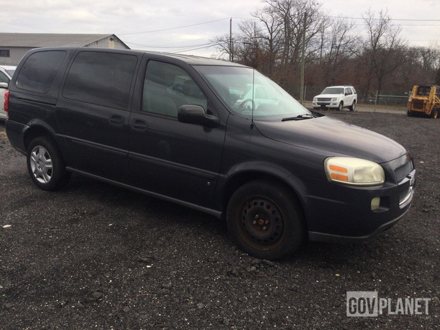 Surplus 2008 Chevrolet Uplander LS Minivan in Yaphank, New York, United ...