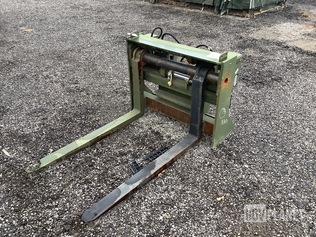 Surplus Side Shift Carriage - Fits SkyTrak MMV Telehandler in ...