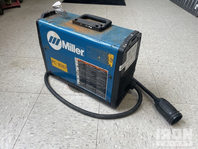 2018 Miller CST-280 280 A Electric Welder in De Pere, Wisconsin, United ...