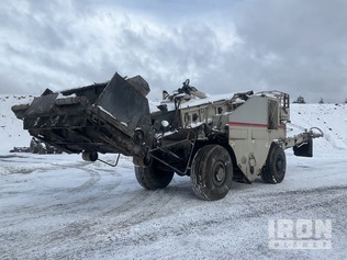 2009 Roadtec SB2500D Wheel Asphalt Transfer Machine in Bromont, Quebec ...