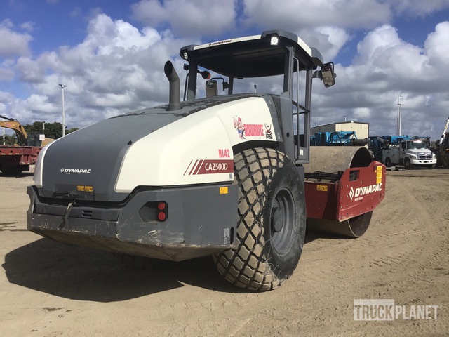 2019 Dynapac CA2500D Smooth Drum Compactor in Miami, Florida, United ...