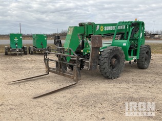 2014 JLG 10042 Telehandler in Carrizo Springs, Texas, United States ...