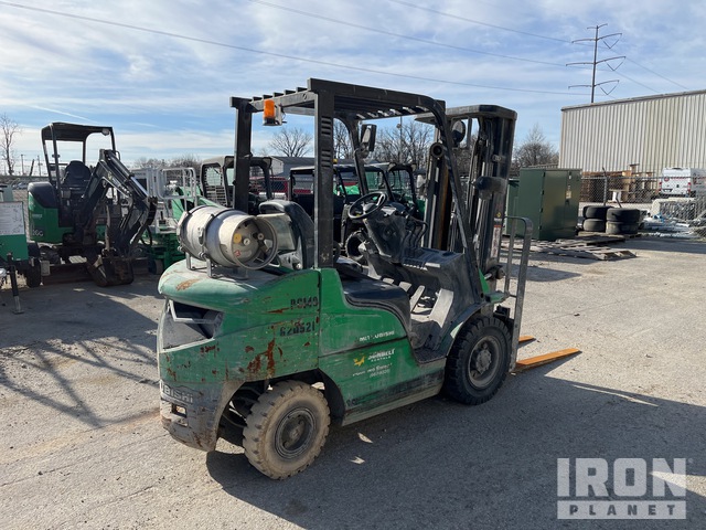 2014 Mitsubishi FG25N Pneumatic Tire Forklift in Clarksville, Indiana ...