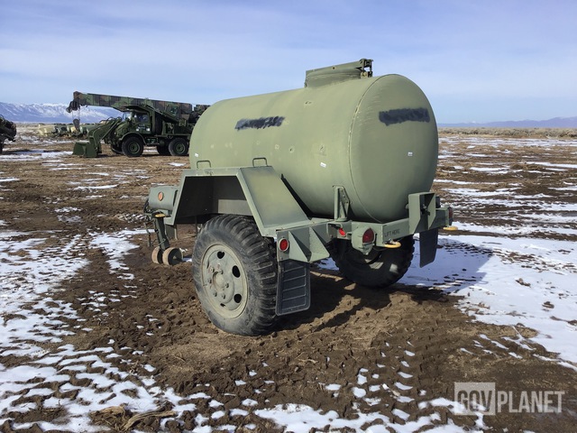 Surplus 2007 US ARMY Tank Automotive Command M149A2 Water Tank Trailer ...