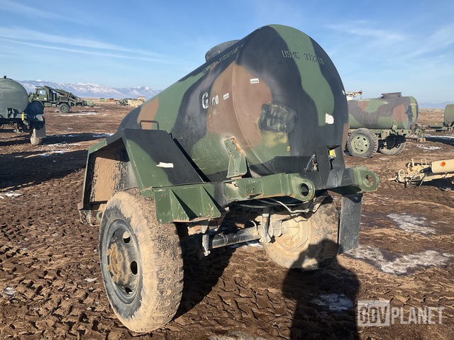 Surplus 2008 US ARMY Tank Automotive Command M149A2 Water Tank Trailer ...