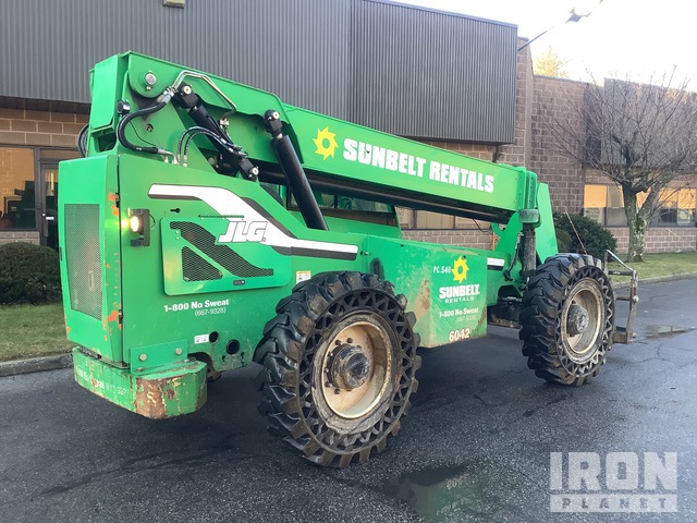 2014 SkyTrak 6042 Telehandler in Islip, New York, United States ...