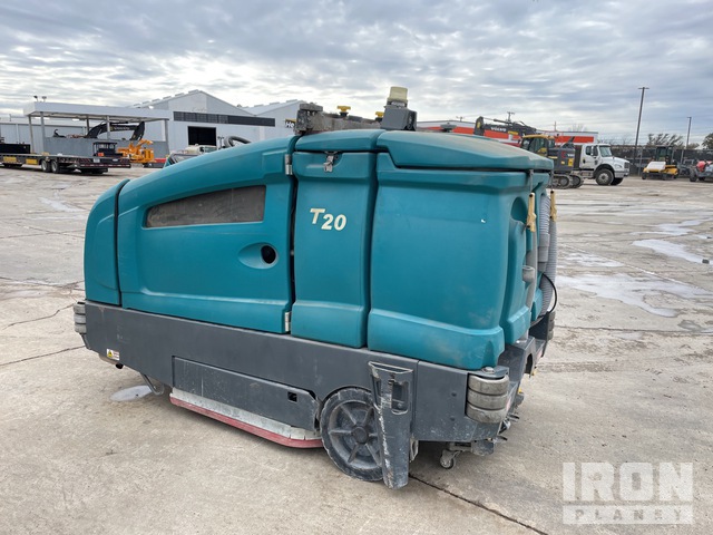 2017 (unverified) Tennant T20 Floor Scrubber in Dallas, Texas, United ...