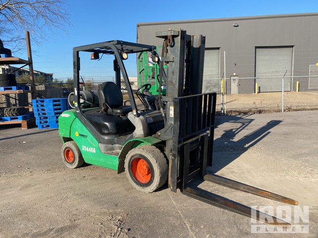 2012 Komatsu FG30HT-16 5550 lb Pneumatic Tire Forklift in Houston ...