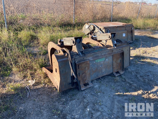 2016 Bobcat 68 Skid Steer Industrial Grapple Bucket in Corpus Christi ...