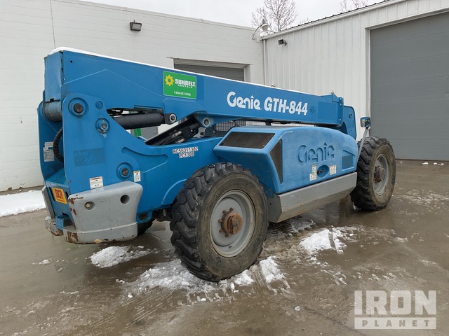 2014 Genie GTH-844 Telehandler in Beavercreek, Ohio, United States ...