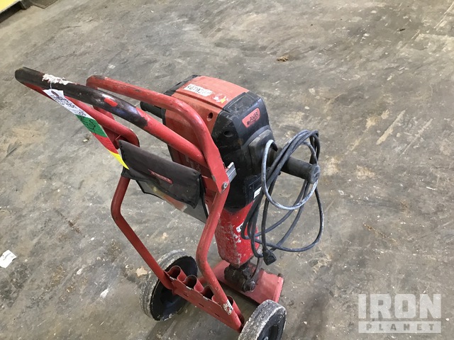 2017 Hilti TE3000-AVR Demolition Breaker in Spring, Texas, United ...