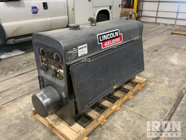 2006 Lincoln 300D 300 A Skid-Mounted Electric Welder in Irving, Texas ...