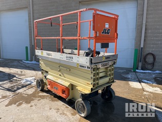 2013 JLG 3246ES Electric Scissor Lift in Aurora, Illinois, United ...