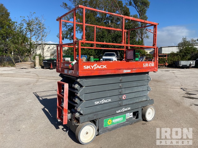2018 Skyjack SJIII-4740 Electric Scissor Lift in SARASOTA, Florida ...