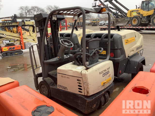 Crown SC4000 2750 lb Electric Forklift in Chicago, Illinois, United ...