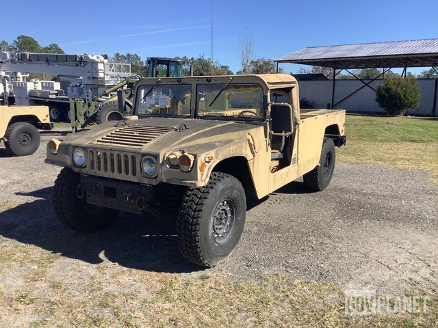 Surplus 2010 AM General M1097A2 HMMWV 2 Door Soft Top w/Truck Body in ...
