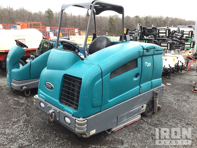 2016 Tennant T16 Ride-On Electric Floor Scrubber In North, 56% OFF