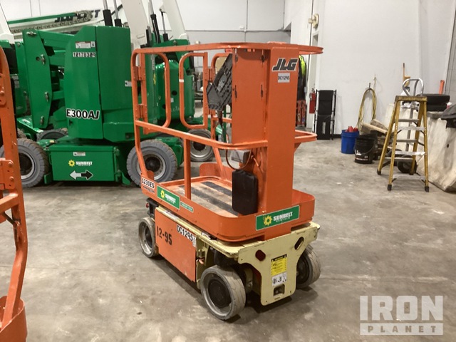 2009 JLG 1230ES Vertical Mast Lift in North Haven, Connecticut, United ...