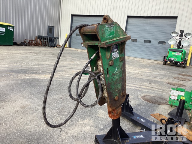 2014 Okada TOP45B Hydraulic Breaker in Shrewsbury, Massachusetts ...