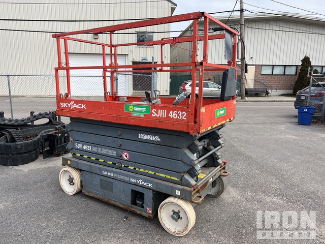 2012 Skyjack SJIII-4632 Electric Scissor Lift in Quincy, Massachusetts ...