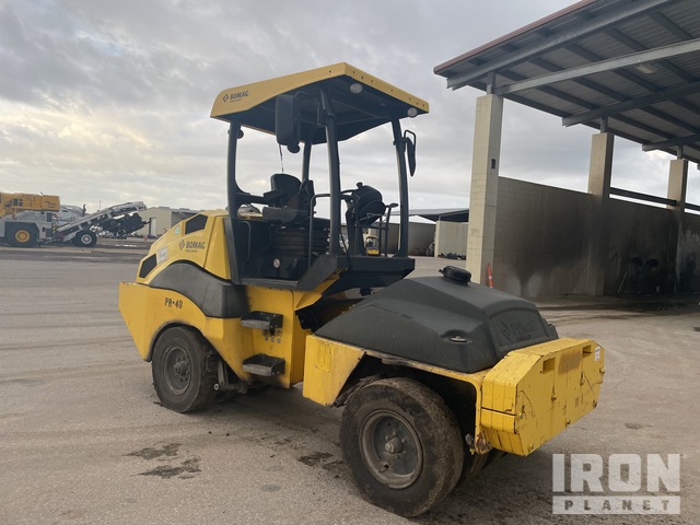 2016 Bomag BW11RH-5 9 Wheel Pneumatic Roller in Baytown, Texas, United ...