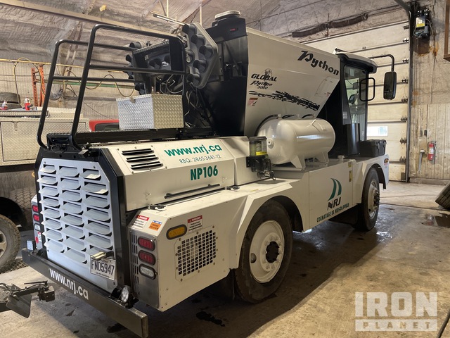 2014 Python PHP5000 Pothole Patcher in Montréal, Quebec, Canada ...