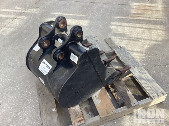 Cat 24 in Digging Excavator Bucket - Fits Cat 303 Excavator in ...