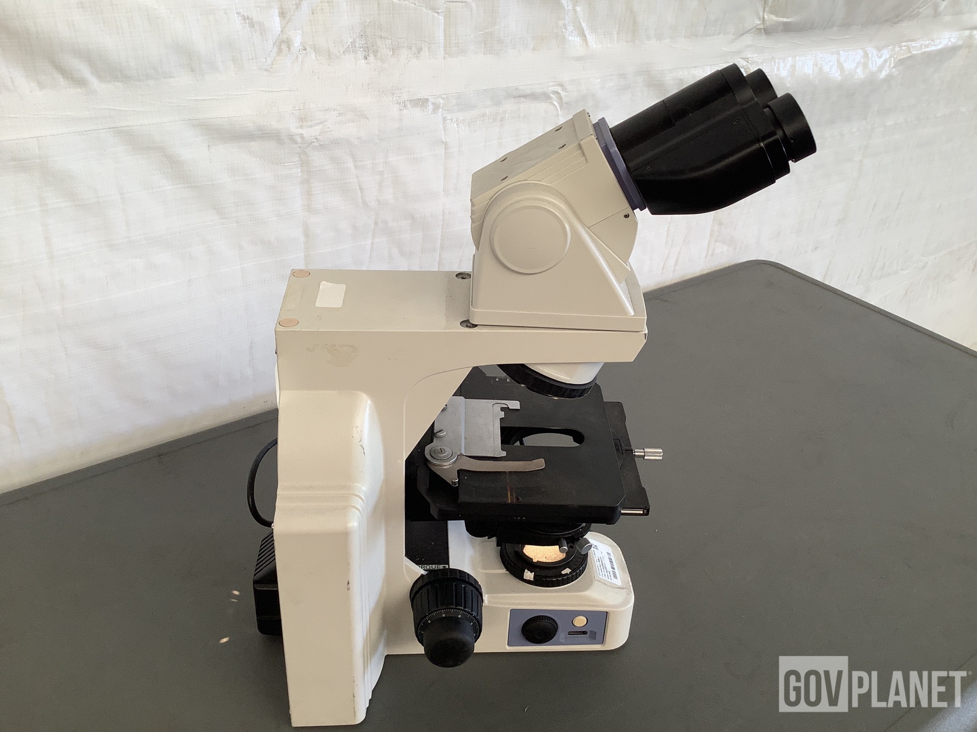 Nikon E400 Microscope