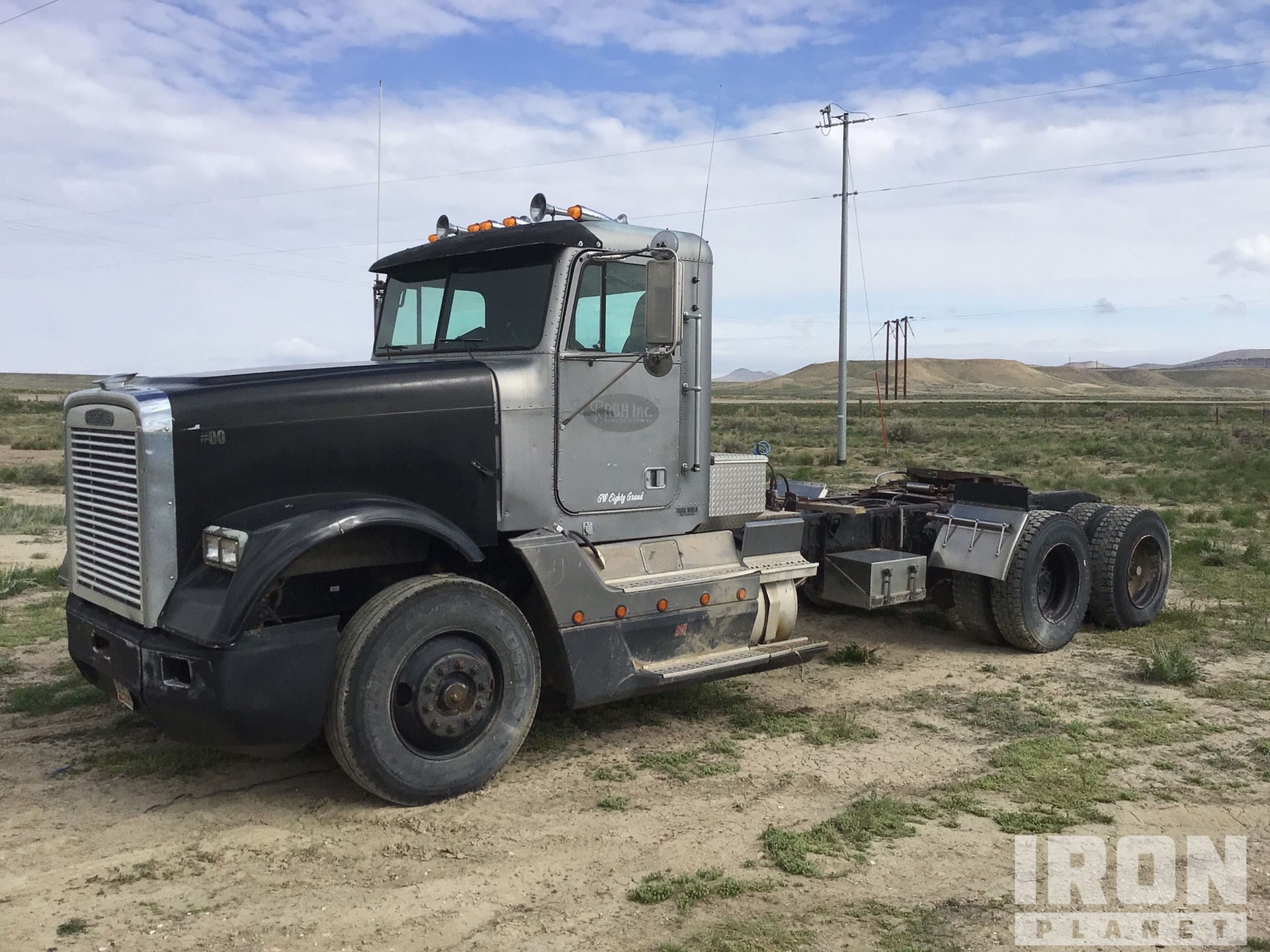 Freightliner Classic Daycab