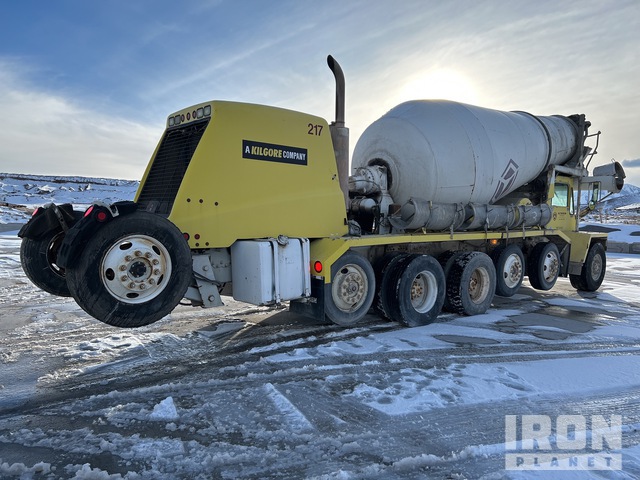 2006 (unverified) Oshkosh S-Series 12x6 14x6 Front Discharge Mixer ...