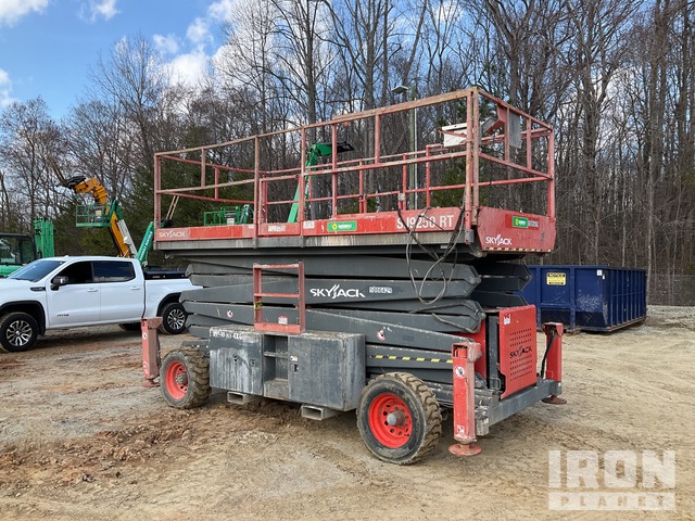 Skyjack SJ9250 RT Scissor Lift in Colfax, North Carolina, United States ...