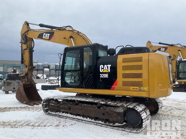 2012 Cat 320EL Tracked Excavator in Chicoutimi, Quebec, Canada ...
