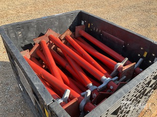 Surplus (45) Ellis Hand Screw Jacks in Albany, Georgia, United States ...