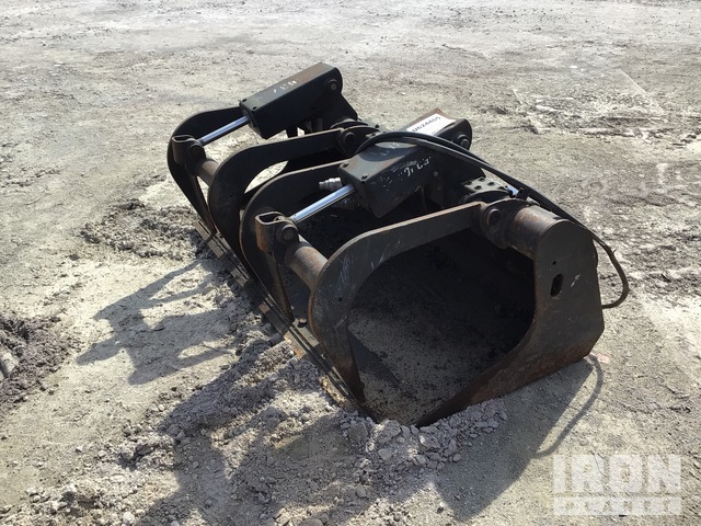 2011 Bobcat 68 in Skid Steer Industrial Grapple Bucket in Myrtle Beach ...