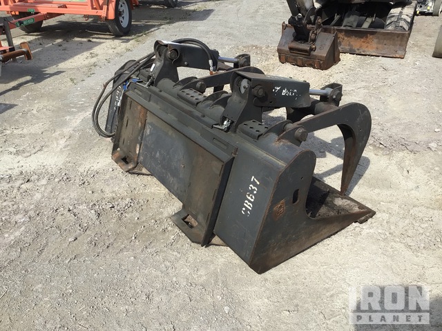 2011 Bobcat 68 in Skid Steer Industrial Grapple Bucket in Myrtle Beach ...