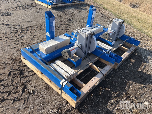 Surplus (2) OTC 1750A Revolver Diesel Engine Stands in South Vienna ...