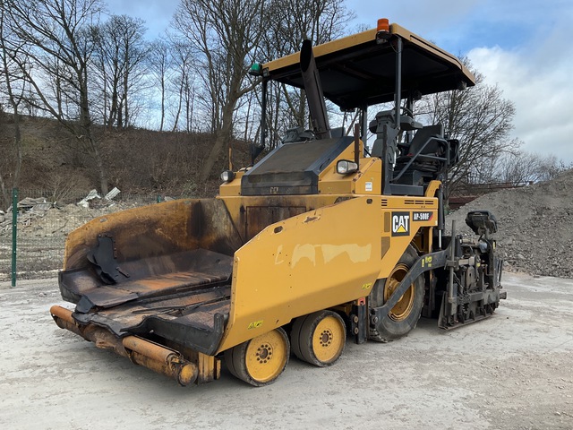 Machinery & trucks in UK | IronPlanet & Ritchie Bros