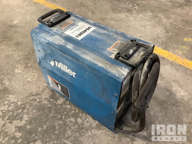 2014 Miller XMT 350 425 A Skid-Mounted Multi-Process Electric Welder in ...